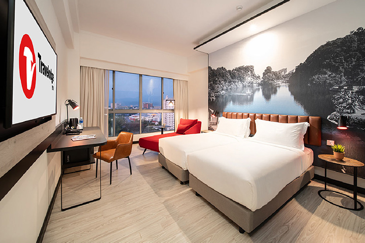 UOB Lady's Card | UOB Singapore